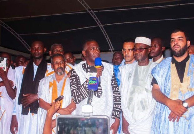 Le candidat Biram Dah Abeid présente son programme électoral à ses ...